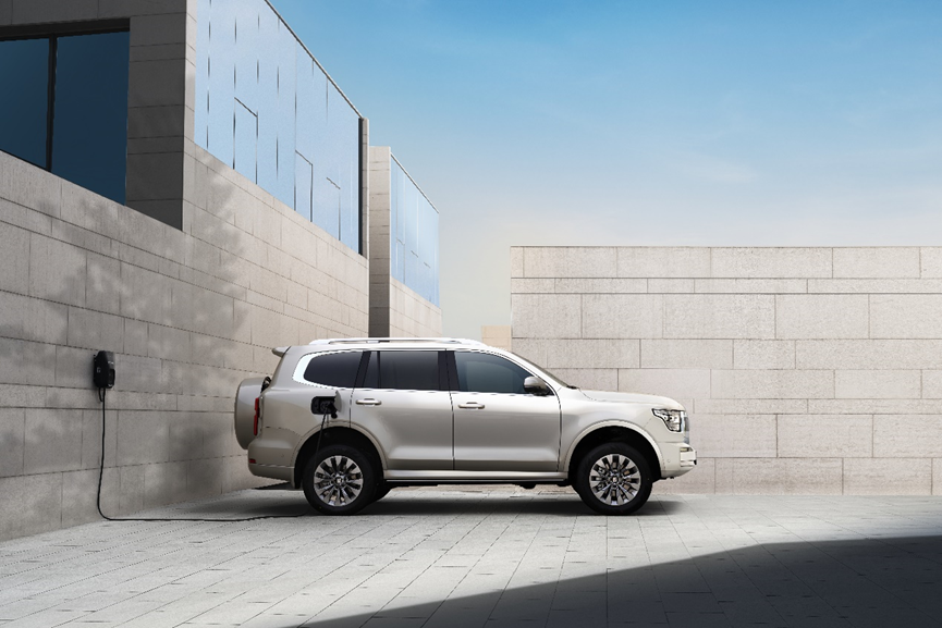 售价33．5万元，硬派越野坦克500Hi4－T正式全擎上市_新华报业网