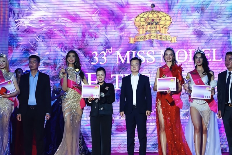 光彩上合祝贺第33届世界模特小姐大赛全球总决赛成功举办！